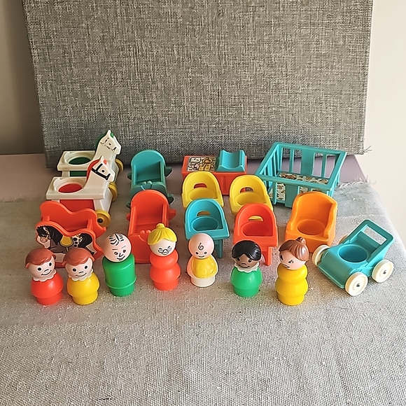 Fisher-Price | Toys | Fisher Price Little People Lot | Poshmark